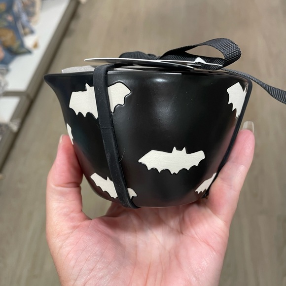 Rae Dunn | Kitchen | New Rae Dunn Halloween Bat Measuring Cups | Poshmark